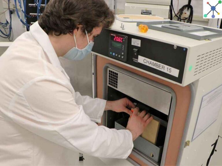 Biochemistry Analyzer Uses and Principle: A Comprehensive Guide